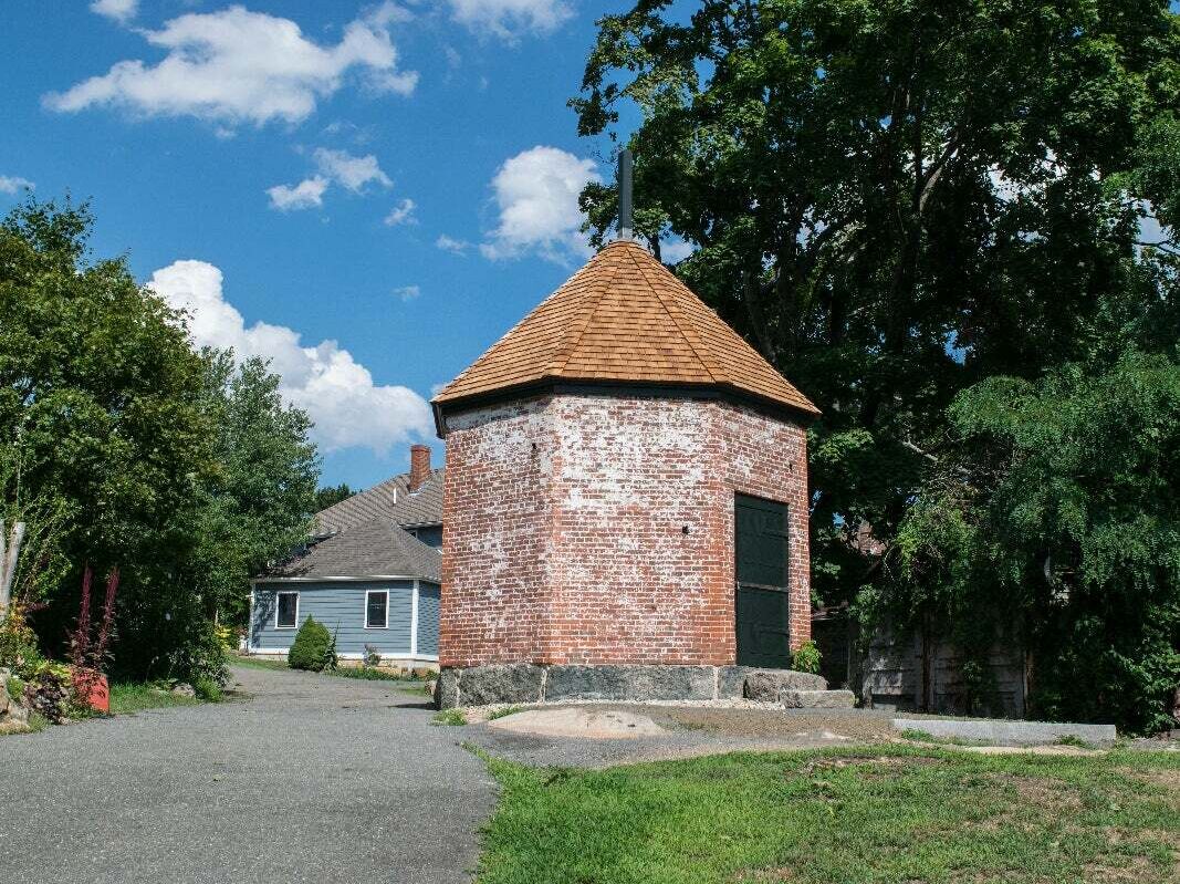 Beverly Powder House | Allegrone