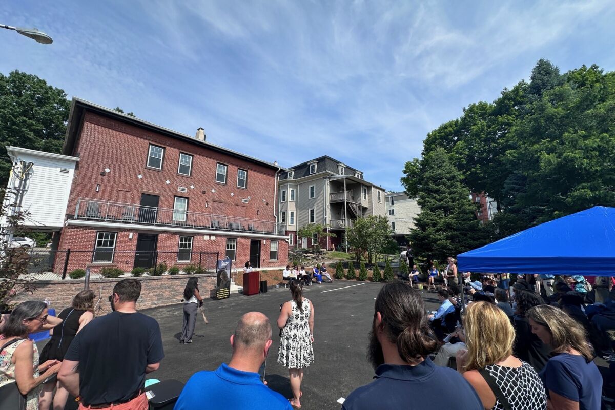 Abby's House: Crown Street | Allegrone