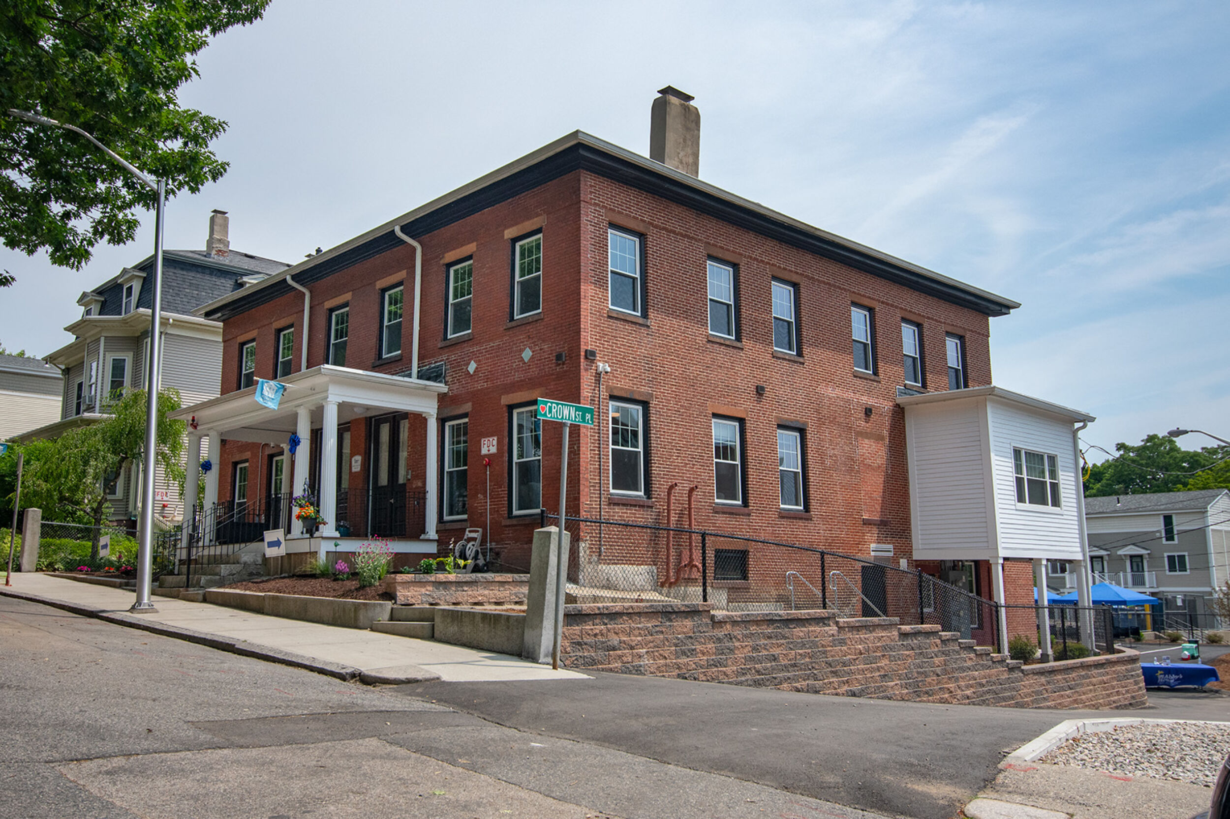 Abby's House: Crown Street | Allegrone